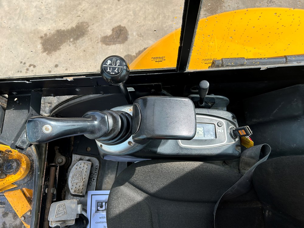 2021 JCB 8026 CTS (1034508) | P&E