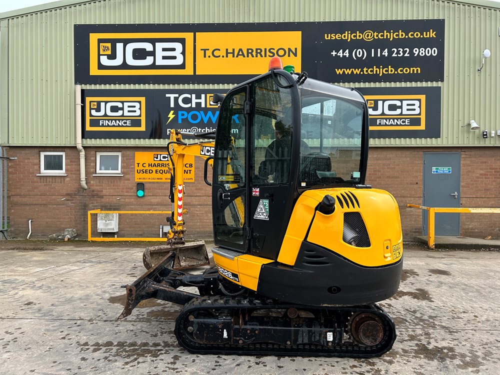 2021 JCB 8026 (1042852) | P&E