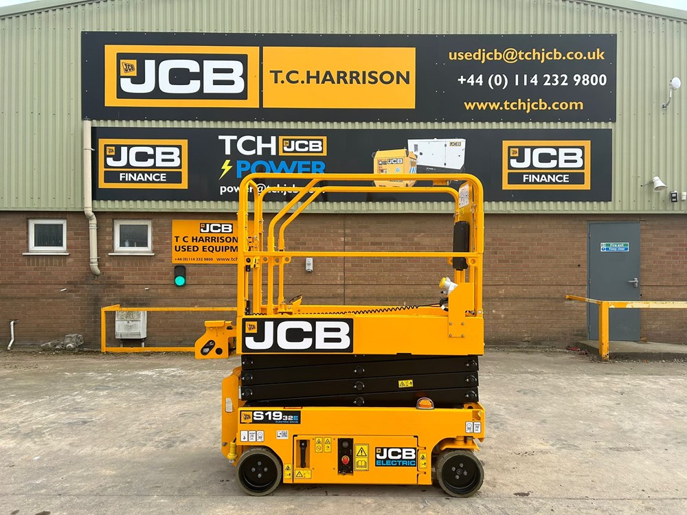 2023 JCB S1932E (1060310) | P&E
