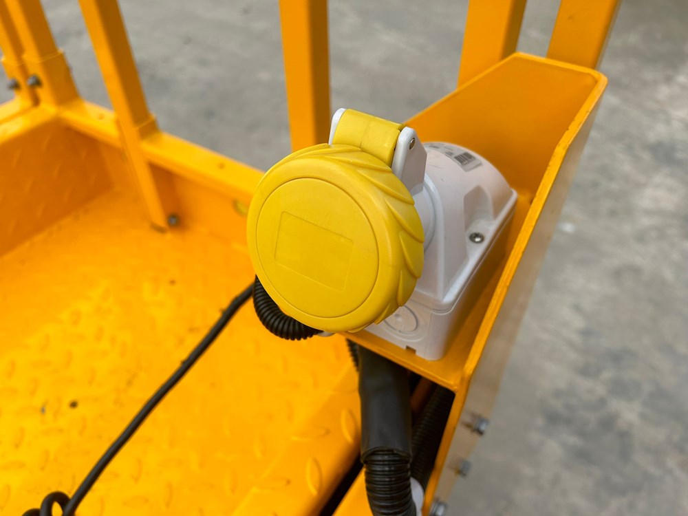 2023 JCB S1932E (1060310) | P&E