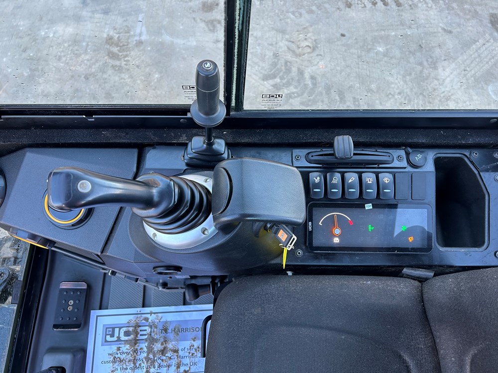 2022 JCB 16C-1 (1210113) | P&E